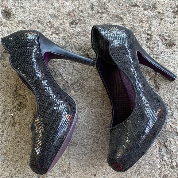 Vigoss | Shoes | Vigoss Heels | Poshmark